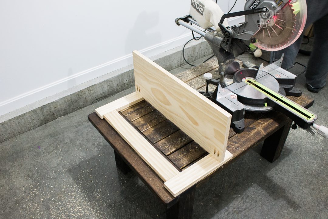 DIY: Clothing Rack with Shelf - Free and Unfettered