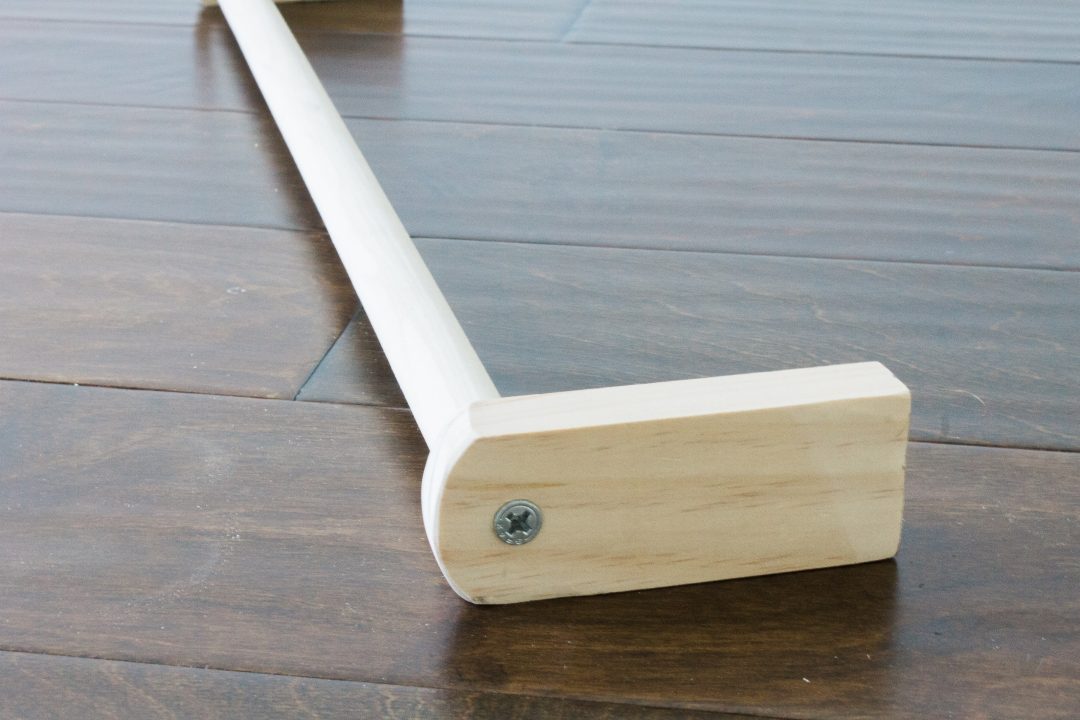 DIY: Clothing Rack with Shelf - Free and Unfettered